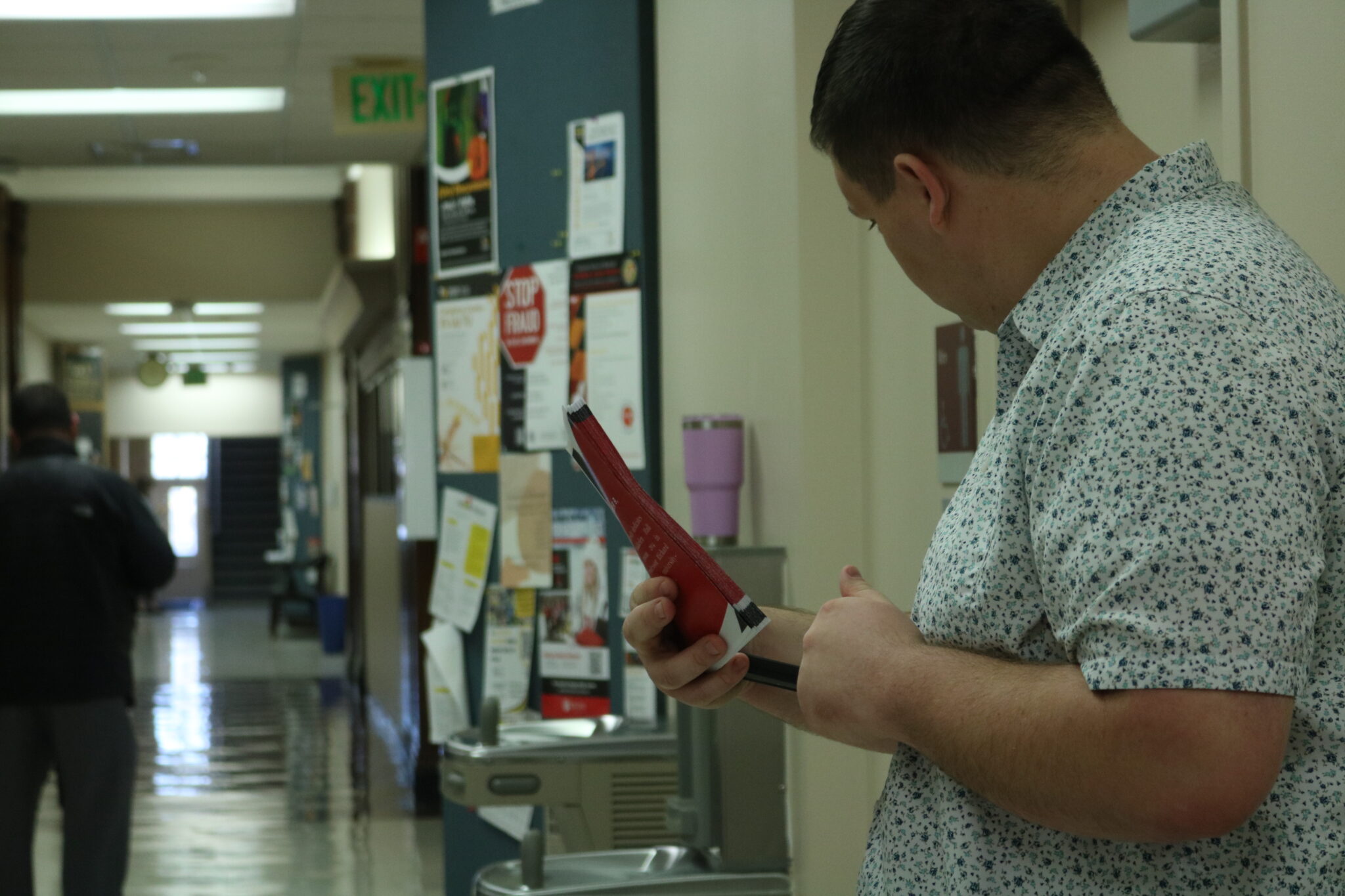 Towson holds dedication ceremony for Vatz auditorium; protests occur