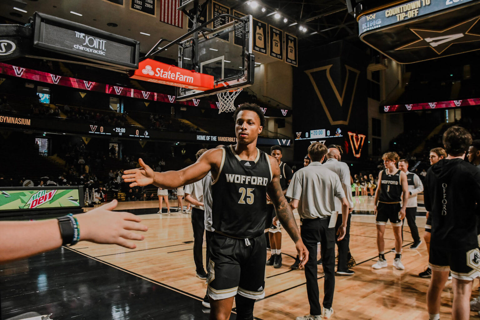 ‘Second time’s the charm’: Former Wofford forward Messiah Jones commits ...