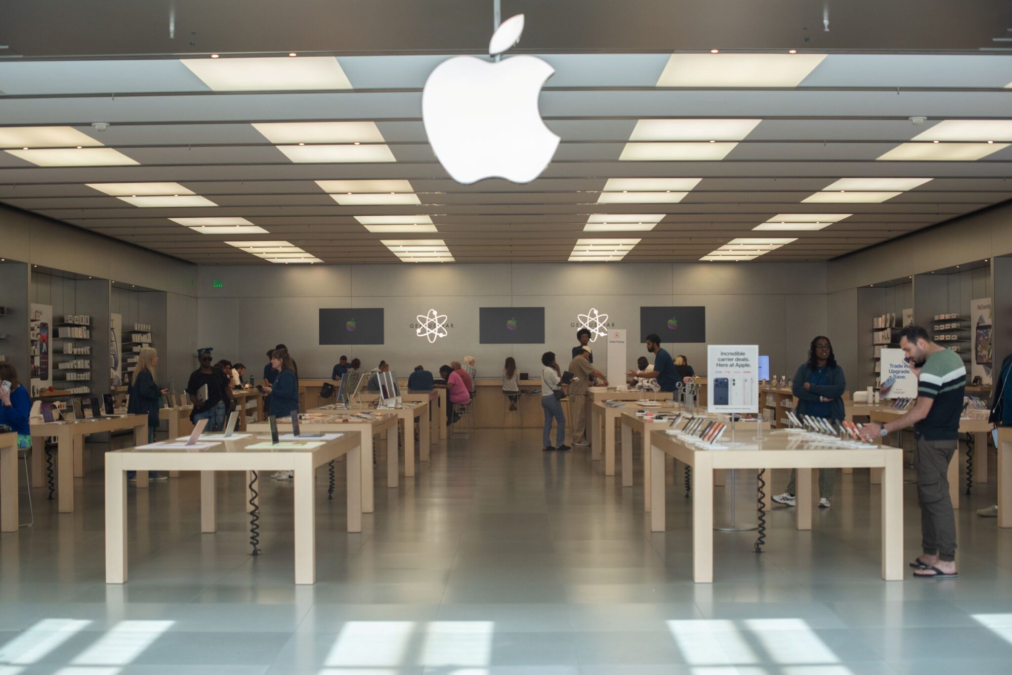 Apple announces Towson retail store to close, union files unfair labor ...